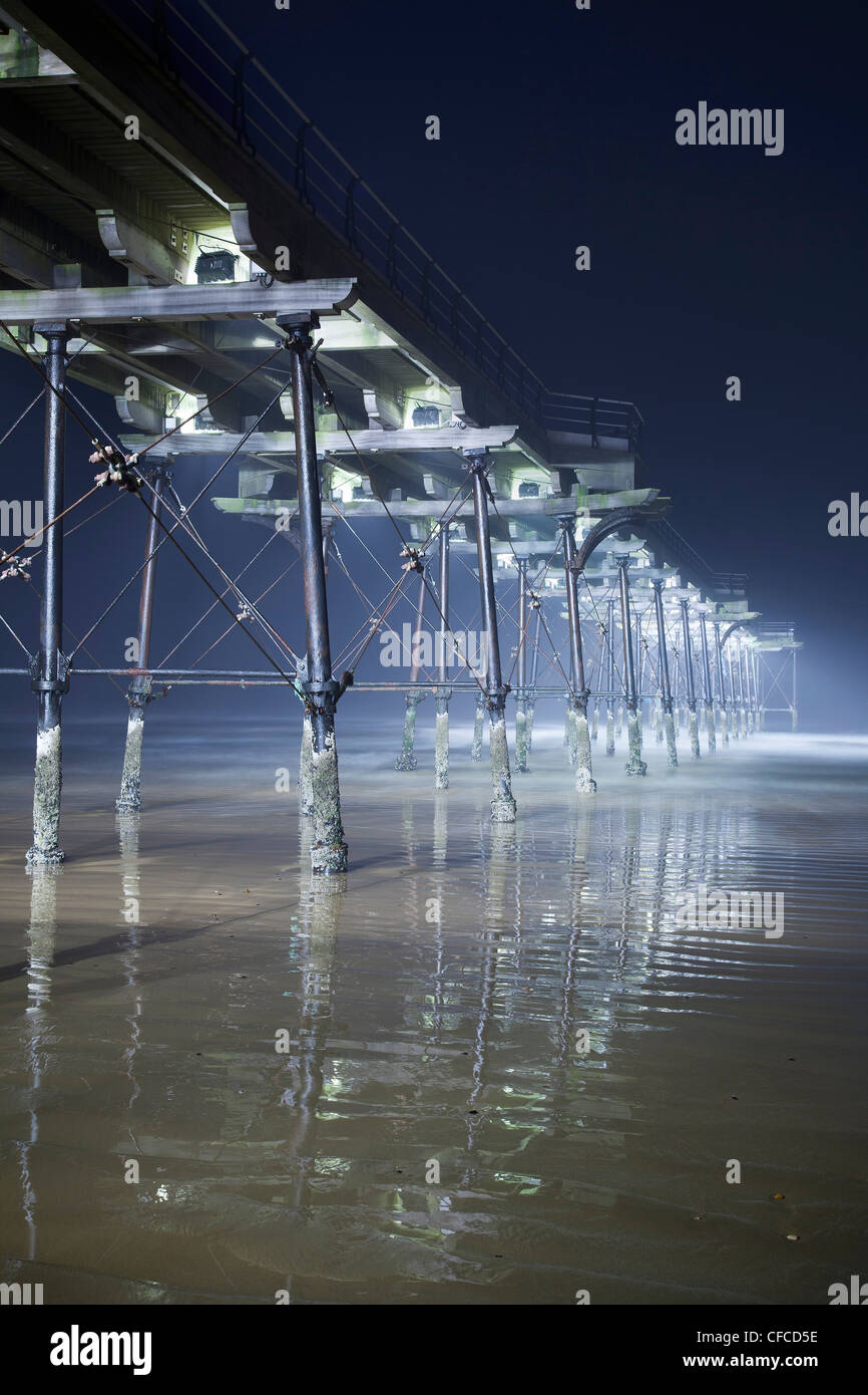 Cleveland Pier High Resolution Stock Photography and Images - Alamy