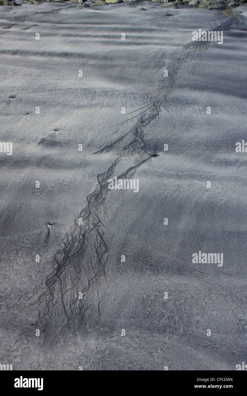Rivulets on beach hi-res stock photography and images - Alamy