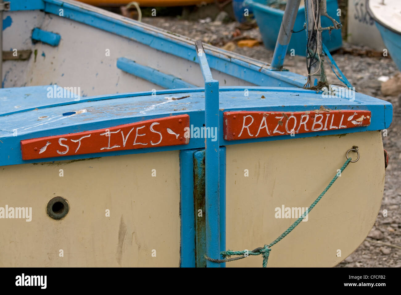 In shore fishing boat Razorbill at Cadgwith Cove on the Lizard ...
