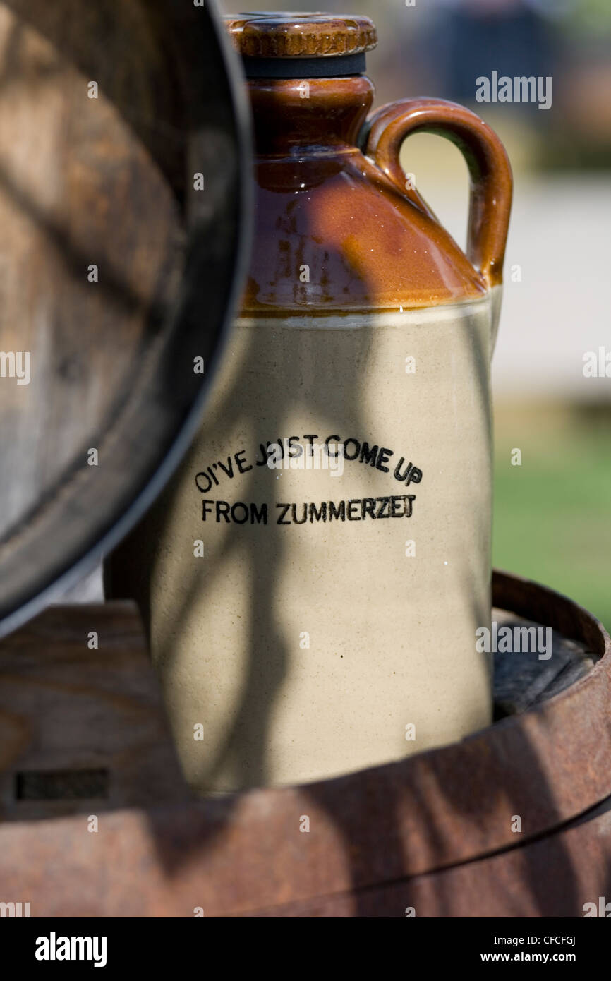 Flagon of cider hi-res stock photography and images - Alamy