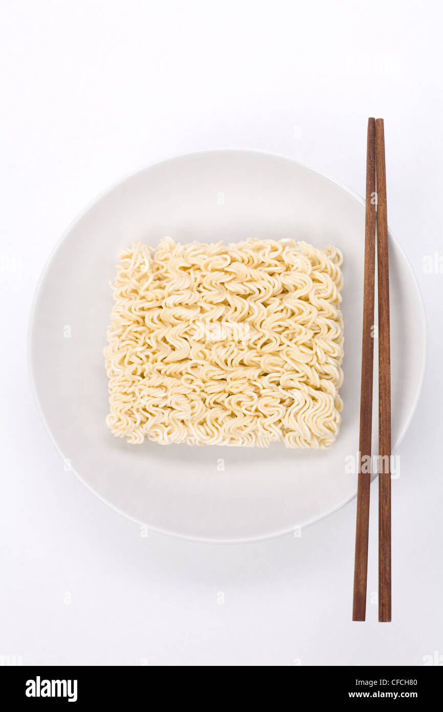 Chinese Dried noodle close up shot Stock Photo - Alamy