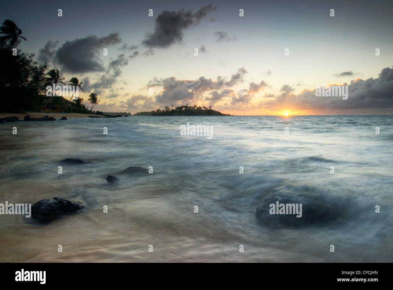 Muri lagoon at sunrise, Rarotonga Stock Photo - Alamy