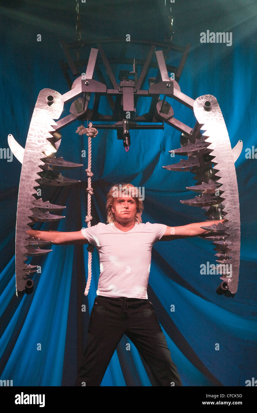 Hans Klok, The Houdini Experience, London, England, United Kingdom ...
