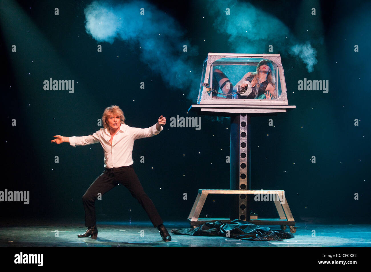Hans Klok, The Houdini Experience, London, England, United Kingdom ...