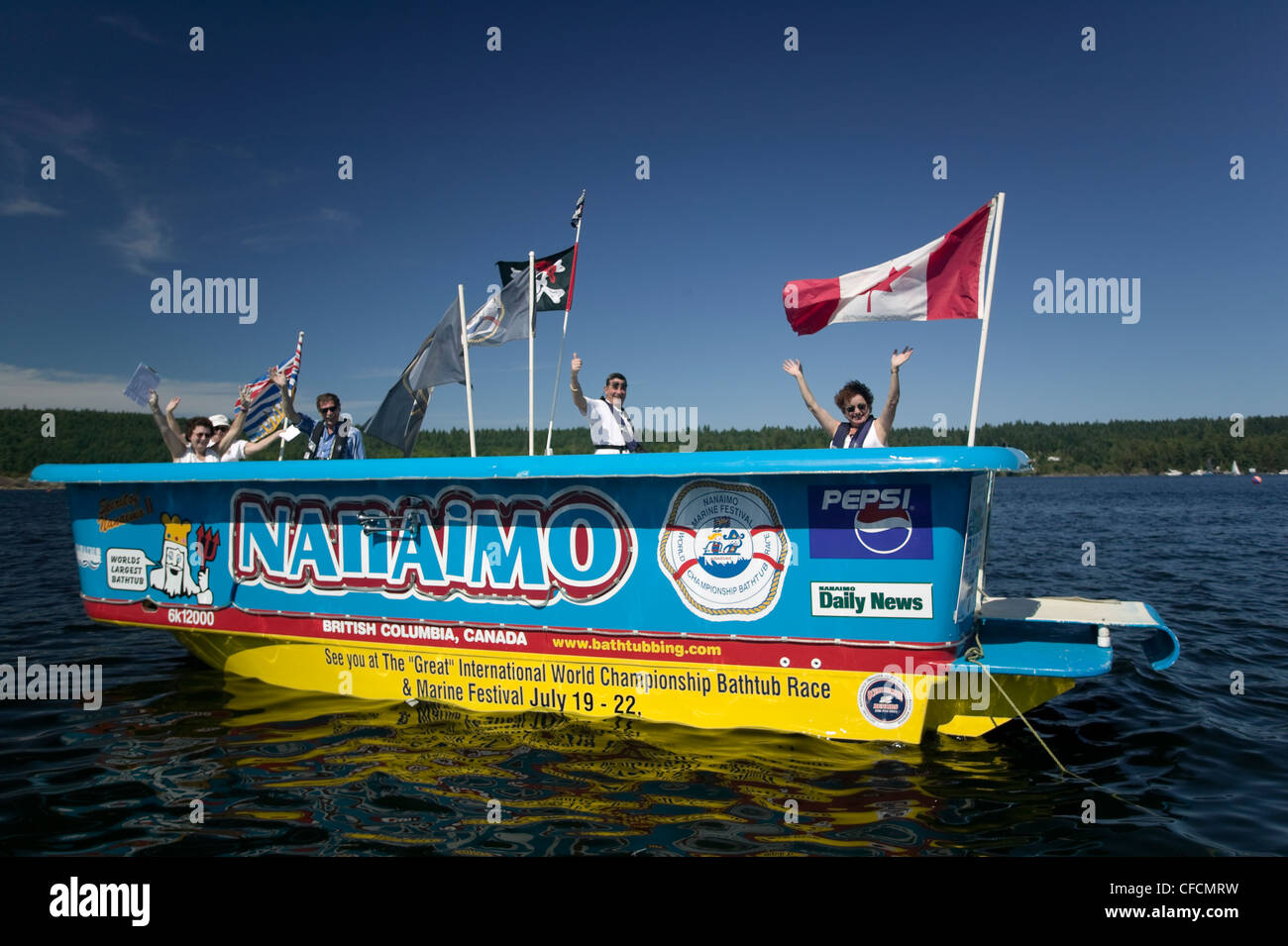 Bathtub races hi-res stock photography and images - Alamy