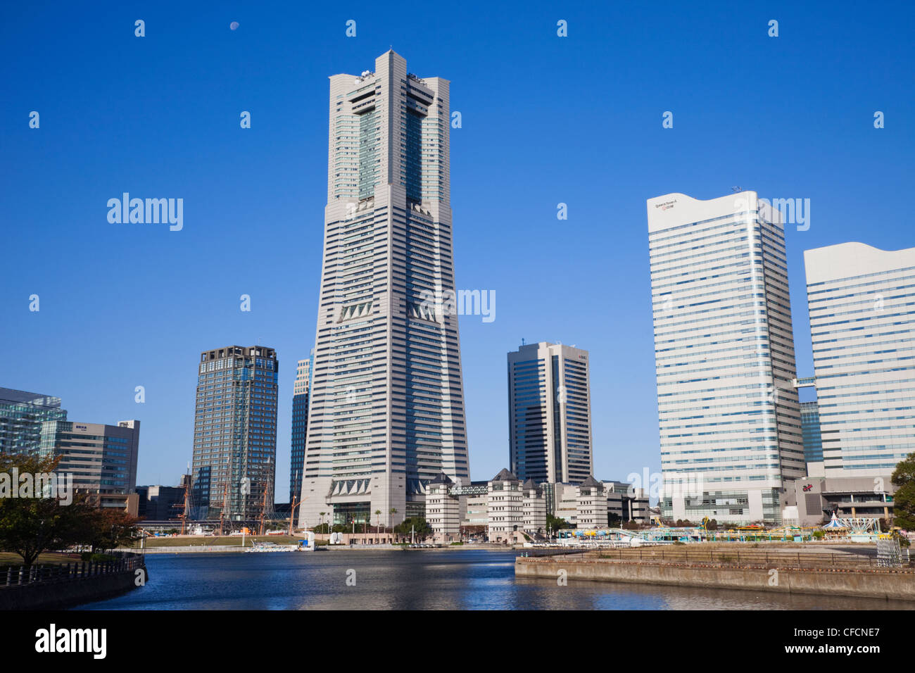 Japan, Tokyo, Yokohama, Minatomirai Area Waterfront Skyline Stock Photo ...