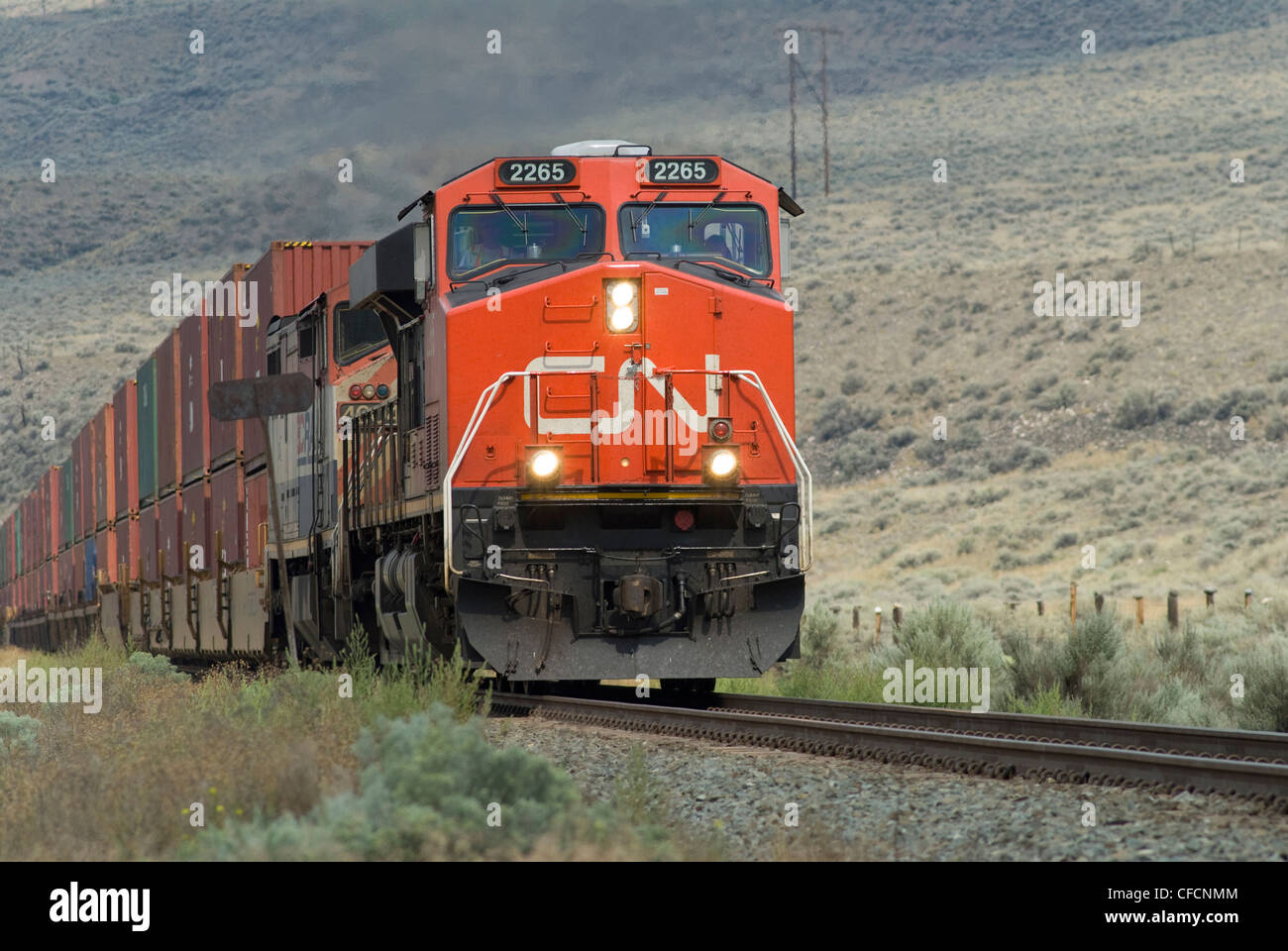 Shipping container train hi-res stock photography and images - Alamy