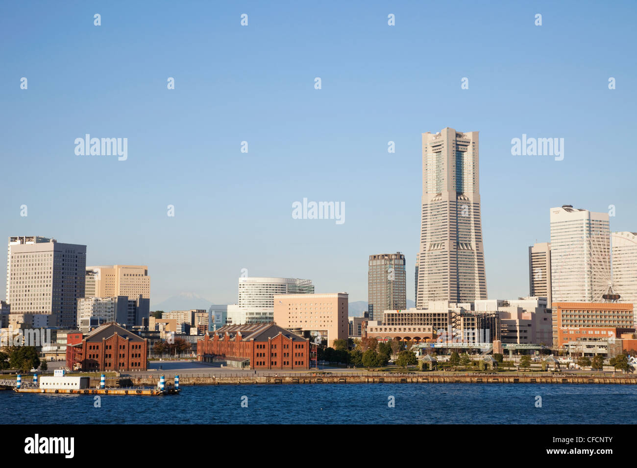 Japan, Tokyo, Yokohama, Minatomirai Area Waterfront Skyline Stock Photo ...
