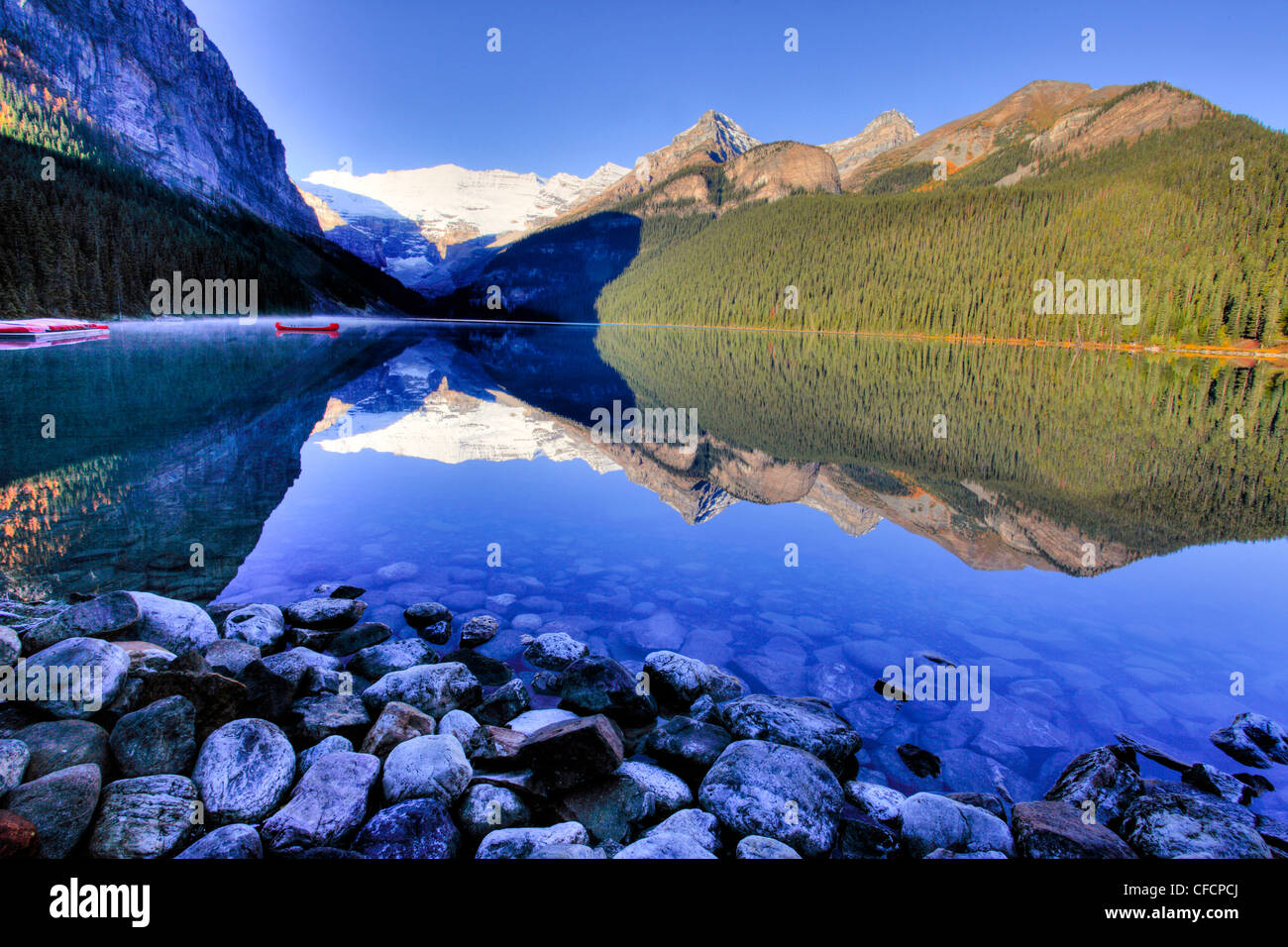Lake Louise and Victoria Glacier, Banff National Park, Alberta, Canada ...