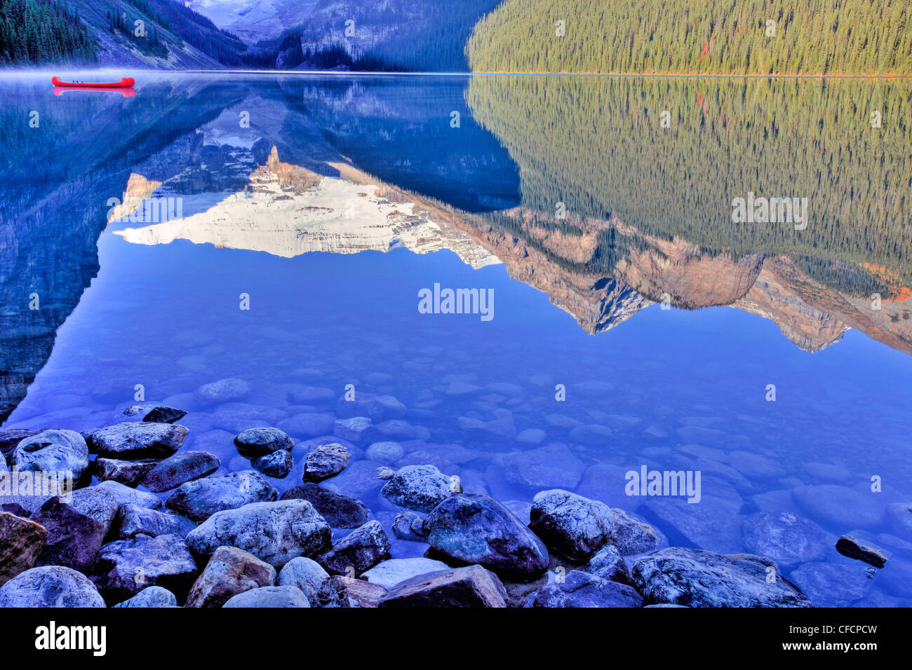 Lake Louise and Victoria Glacier, Banff National Park, Alberta, Canada ...