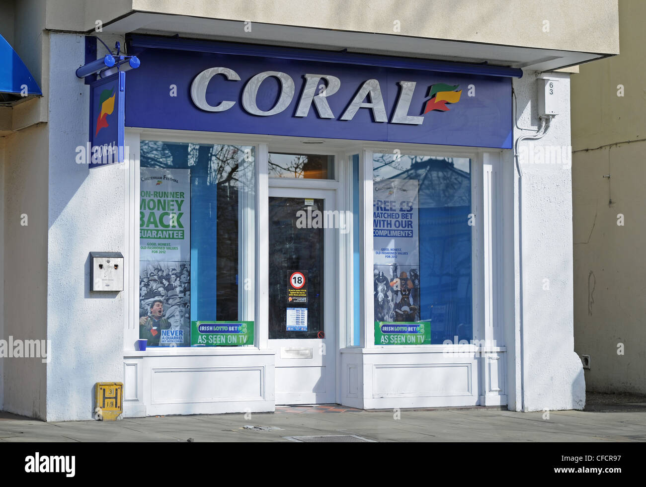 Coral bookmakers store hi-res stock photography and images - Alamy