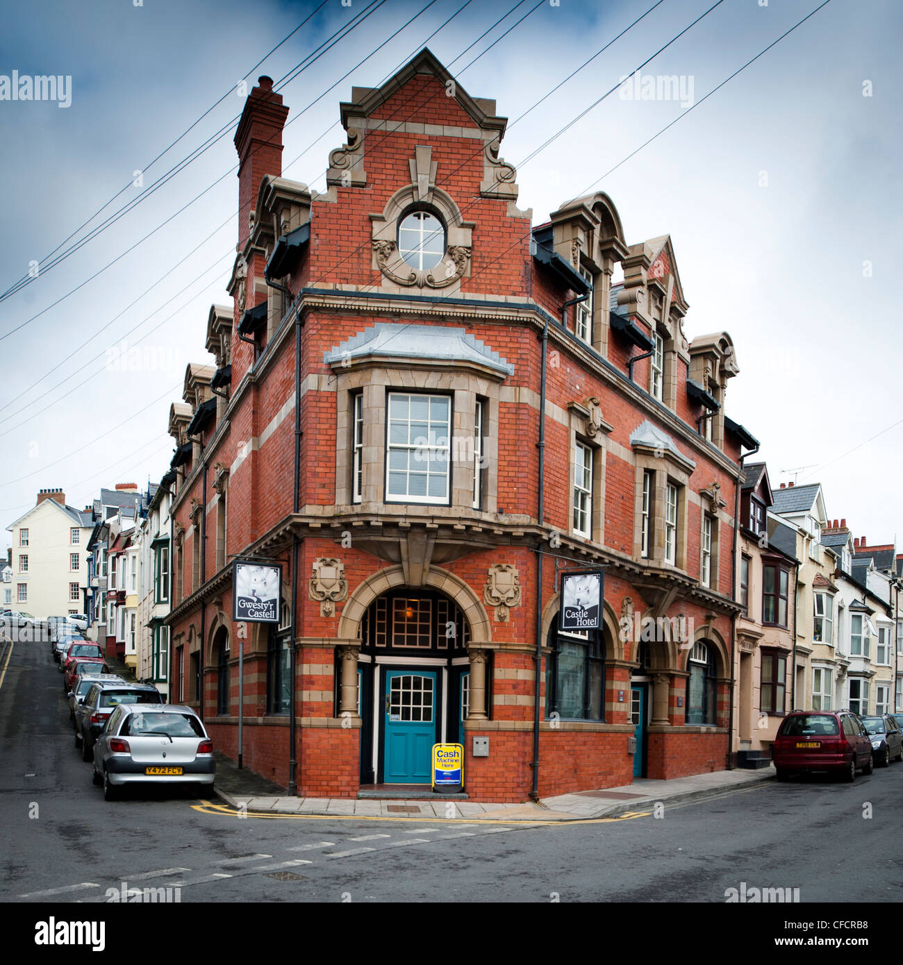 Victorian pub hi-res stock photography and images - Alamy