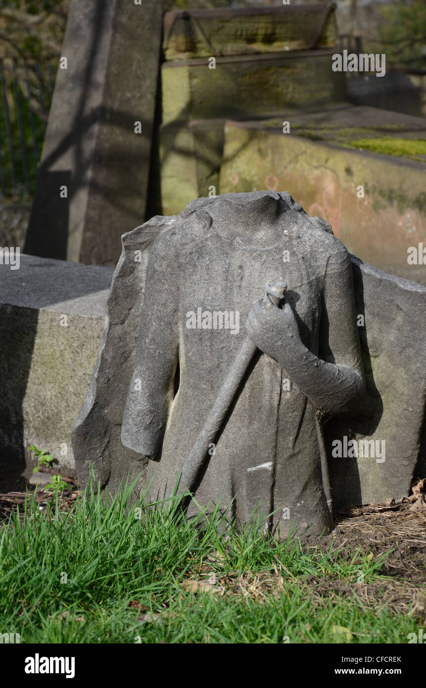 Monuments In Victorian Cemetery High Resolution Stock Photography and ...
