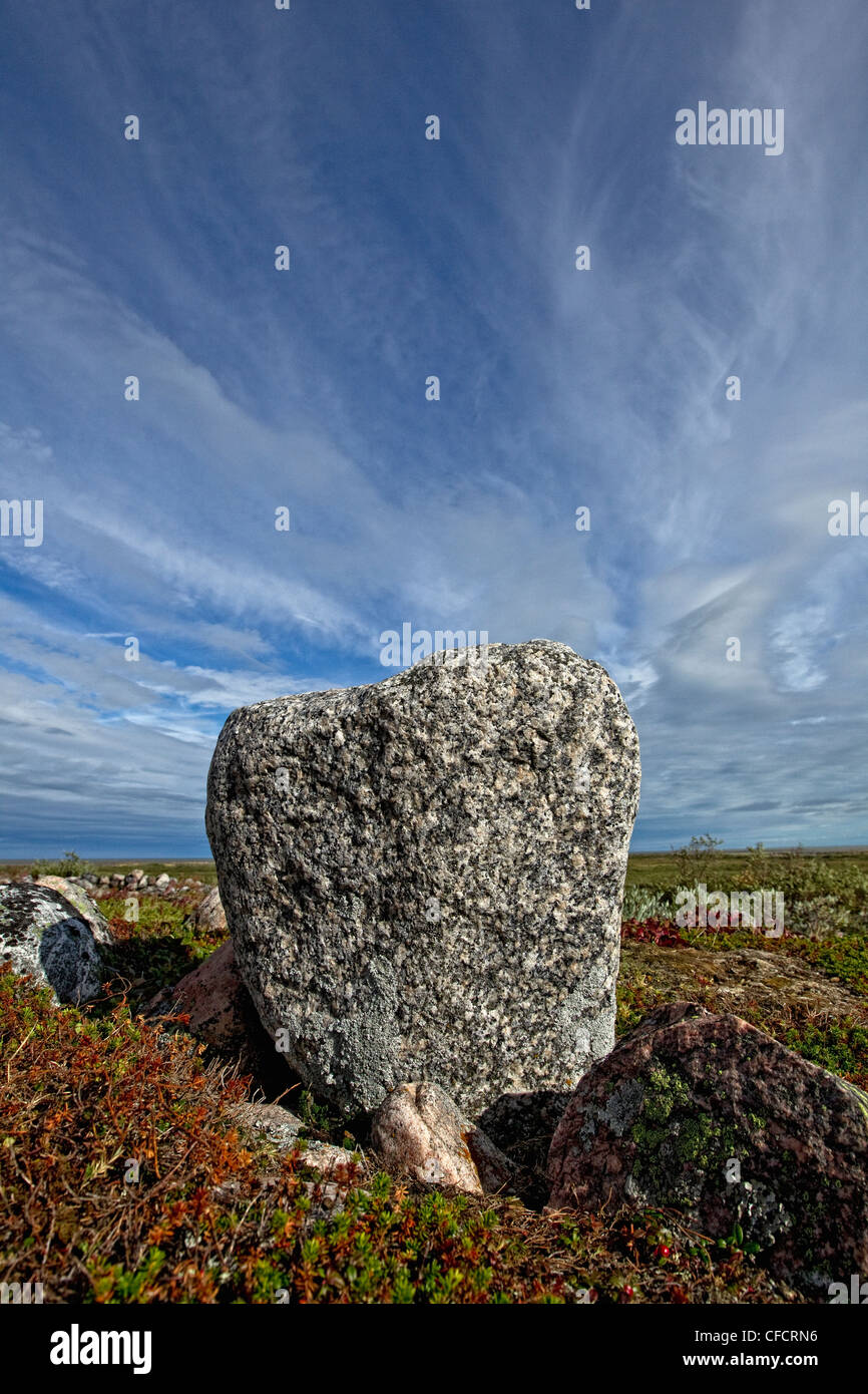 Glacial erratic canada hi-res stock photography and images - Alamy