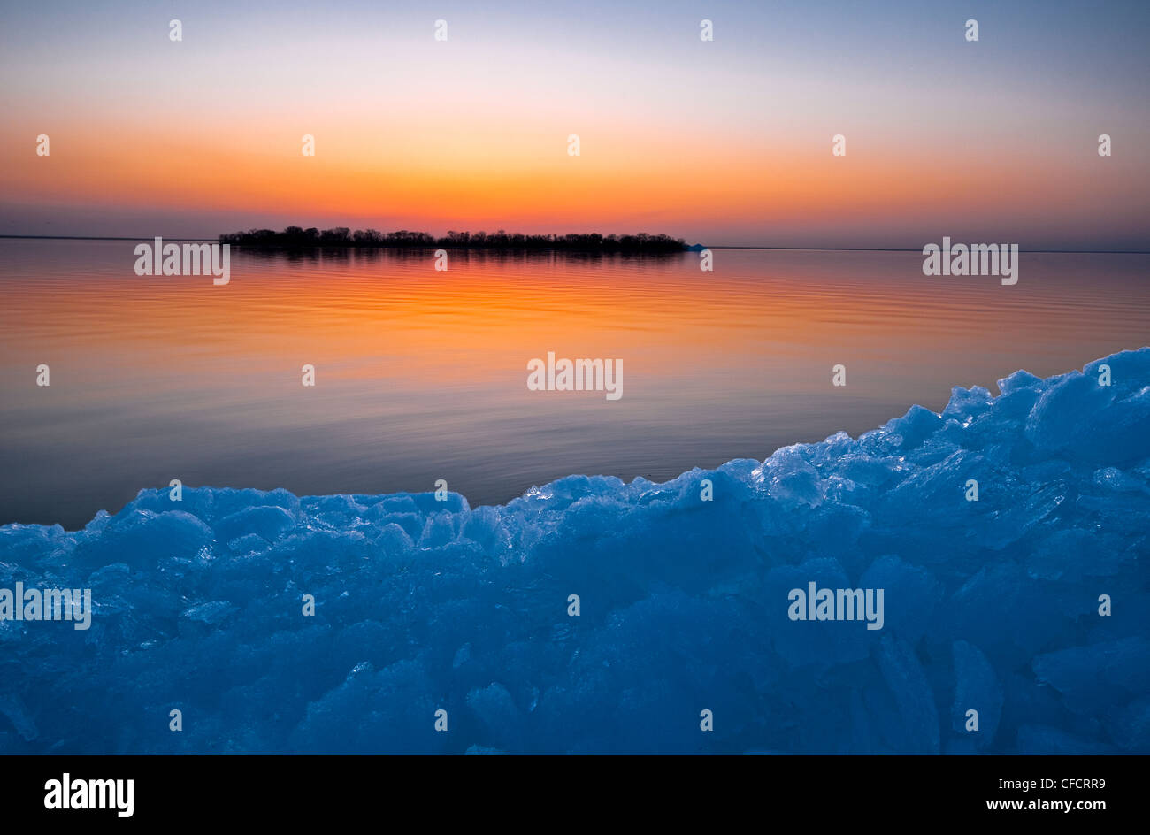 Ice break-up, Steep Rock, Lake Manitoba Stock Photo - Alamy