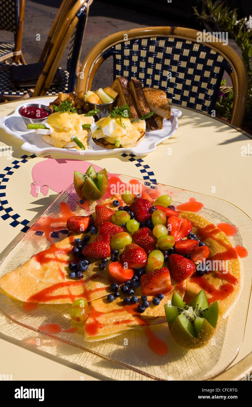 Petite crêpe hi-res stock photography and images - Alamy