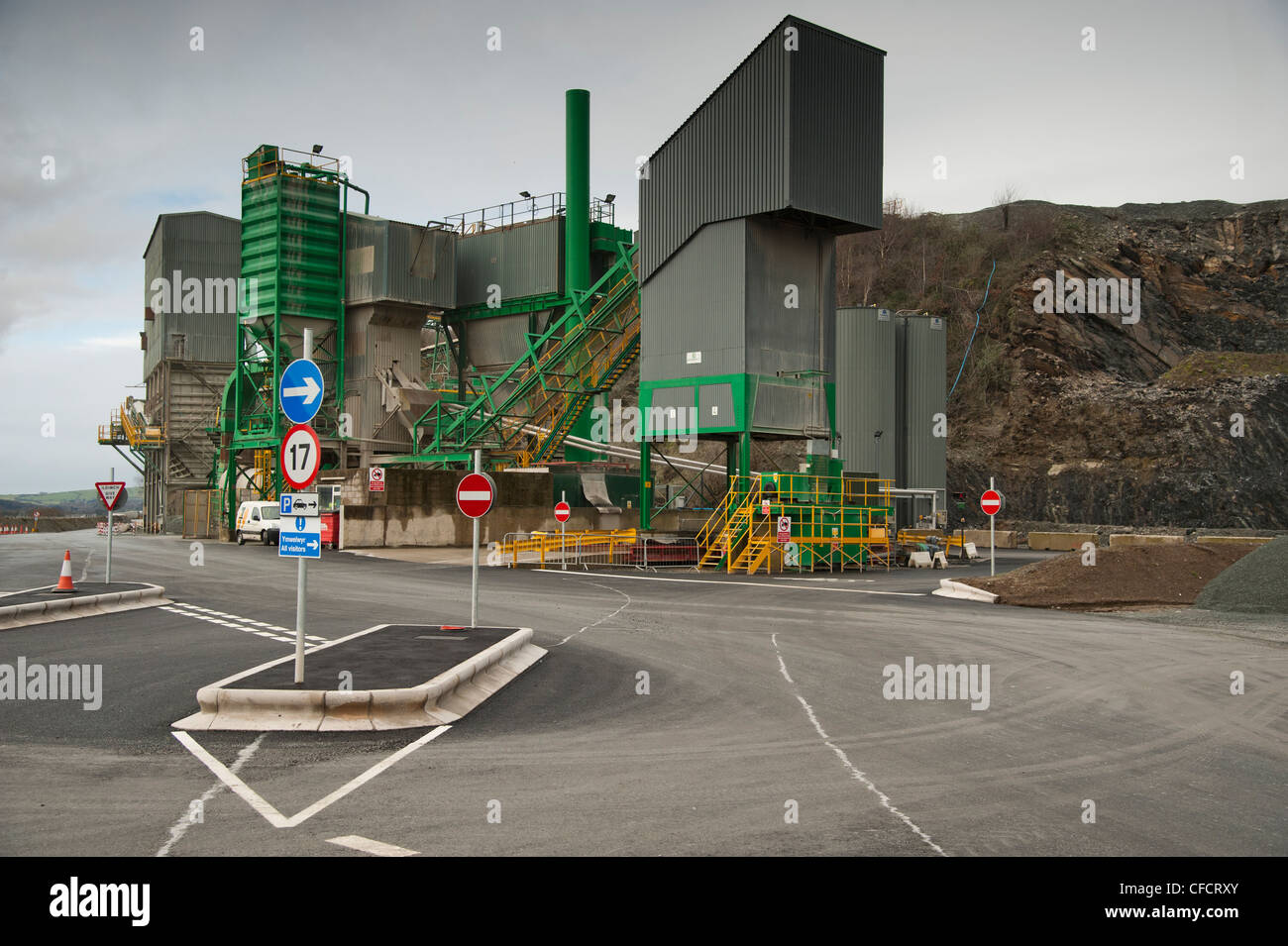The Tarmac-owned quarry, Minffordd near Porthmadg Wales UK Stock Photo ...