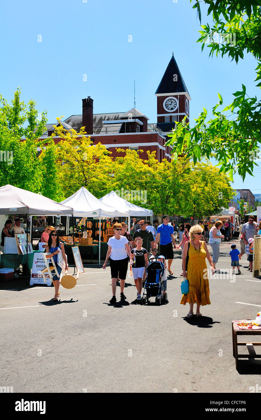 Duncan city vancouver island bc hi-res stock photography and images - Alamy
