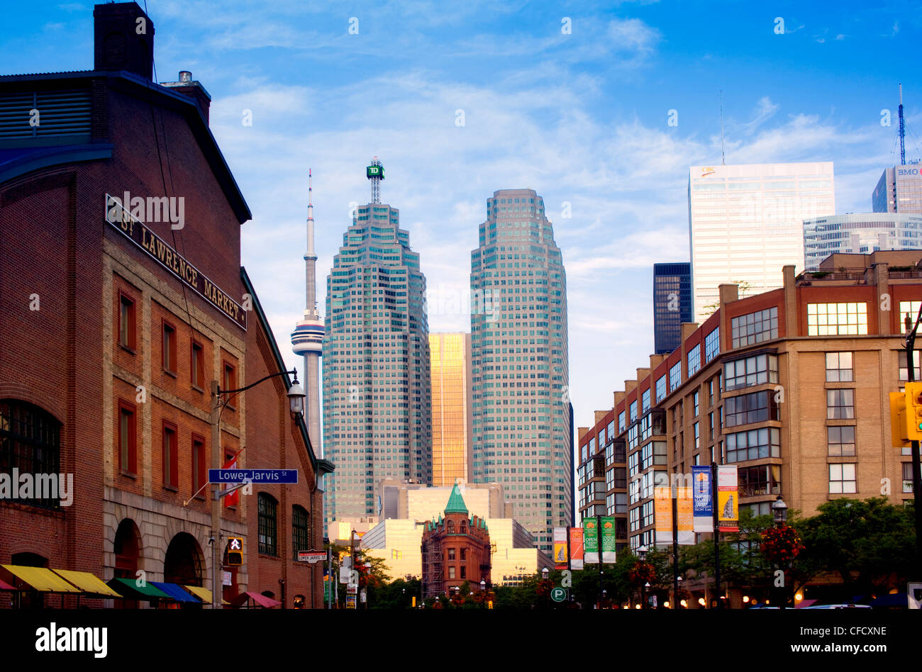 View of Toronto skyline from St. Lawrence Market, Toronto, Ontario ...