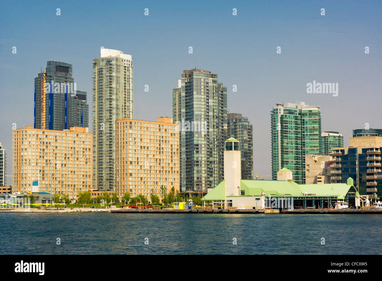 Toronto Waterfront High Resolution Stock Photography and Images - Alamy