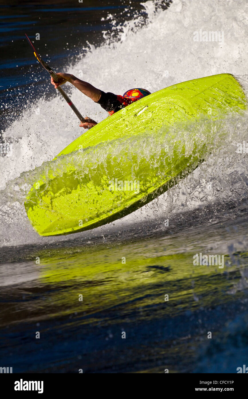 Freestyle kayaks hi-res stock photography and images - Alamy