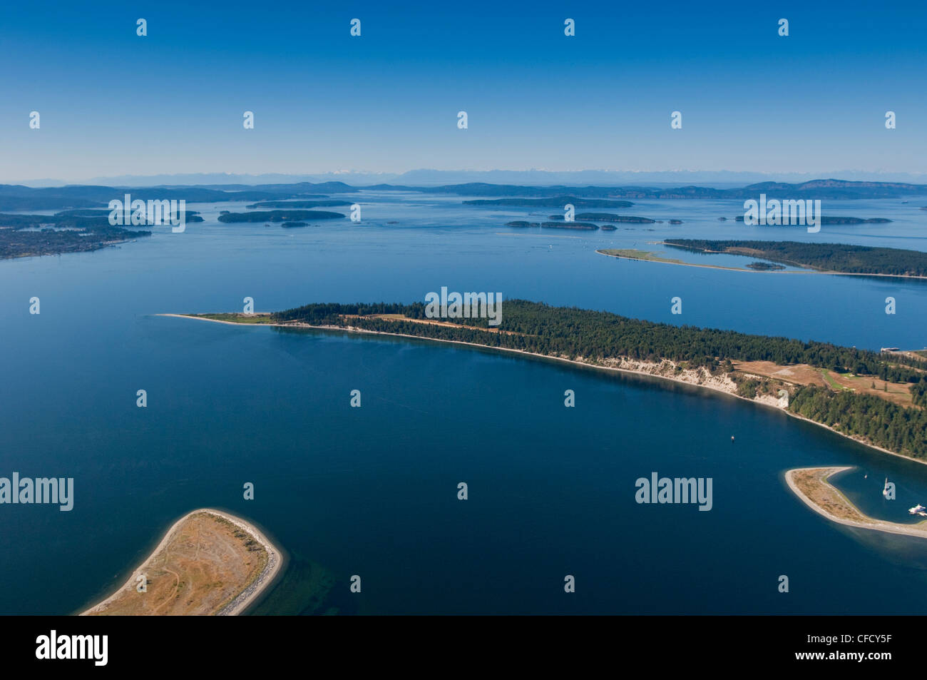 James Island in midground, Sidney Spit, Gulf Island National Park ...