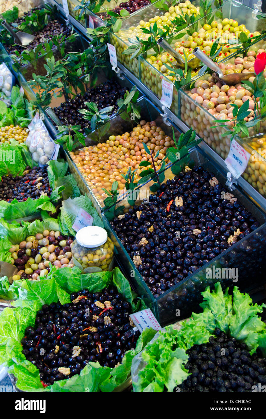 Olive display hi-res stock photography and images - Alamy