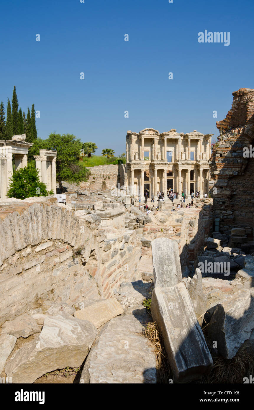 Exterior of historic buildings at ephesus hi-res stock photography and ...