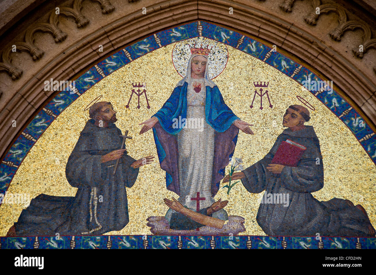 Mosiacs at Saint Antoine Church, Taksim, Istanbul, Turkey Stock Photo ...