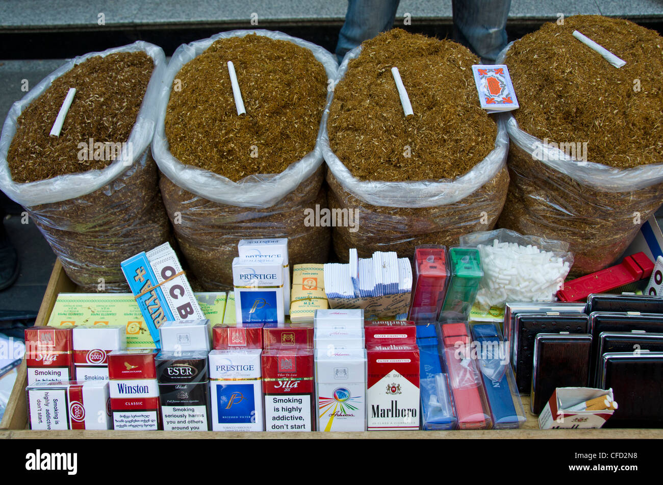Tobacco sales hi-res stock photography and images - Alamy