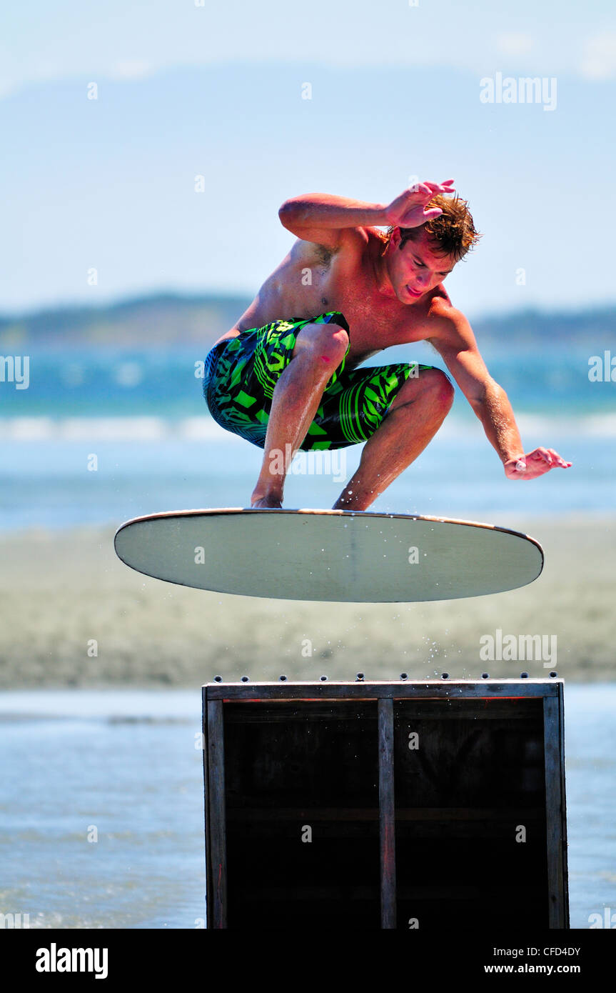 Male skimboarder hi-res stock photography and images - Alamy
