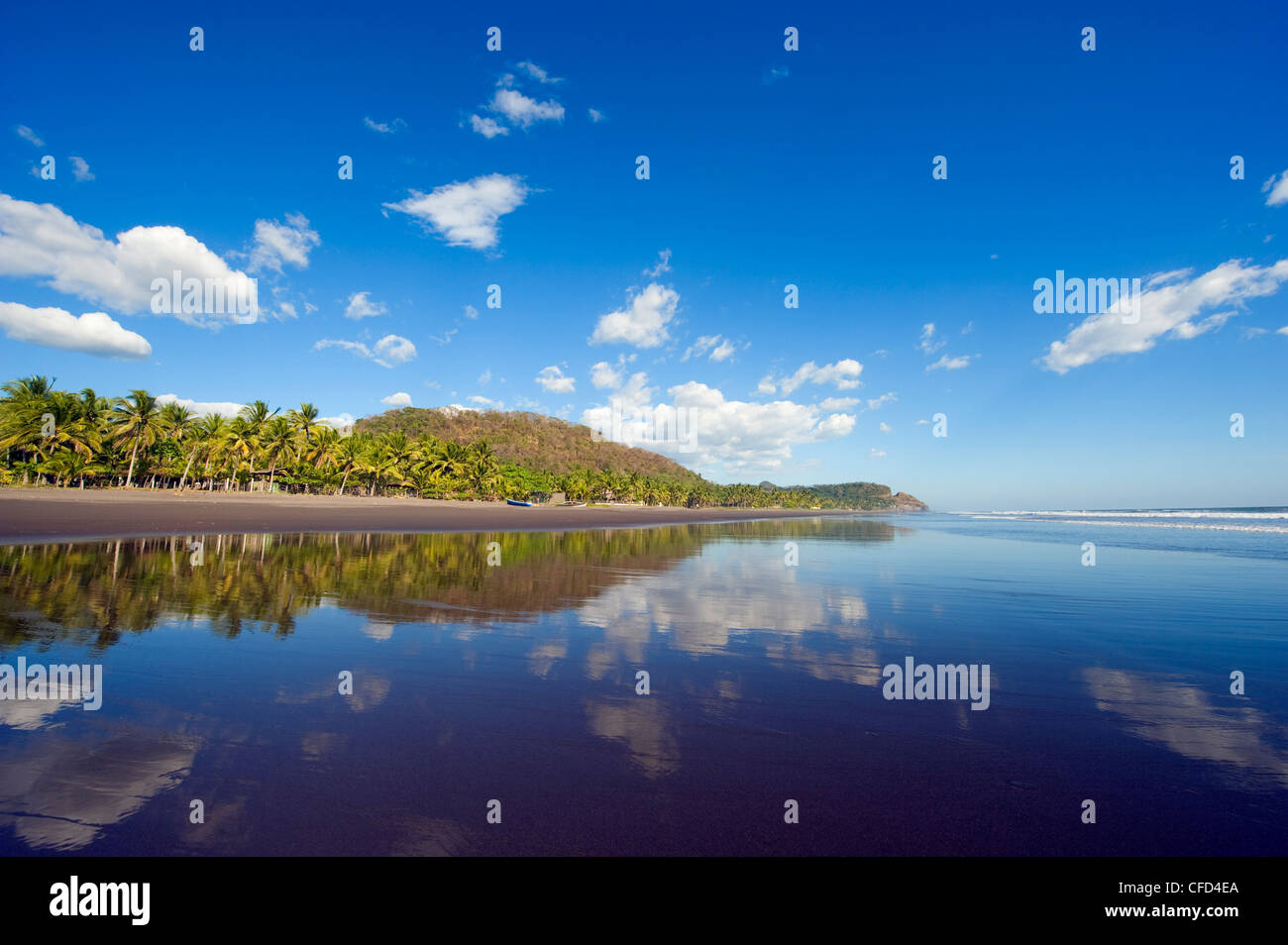 Playa sihuapilapa coast hi-res stock photography and images - Alamy
