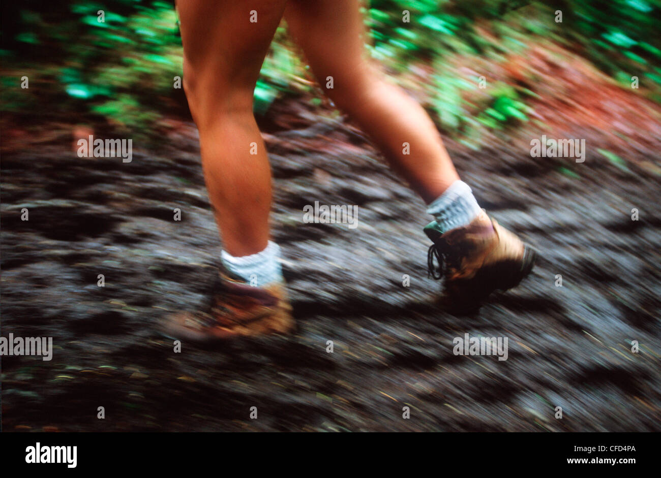 Muddy woman model released hi-res stock photography and images - Alamy