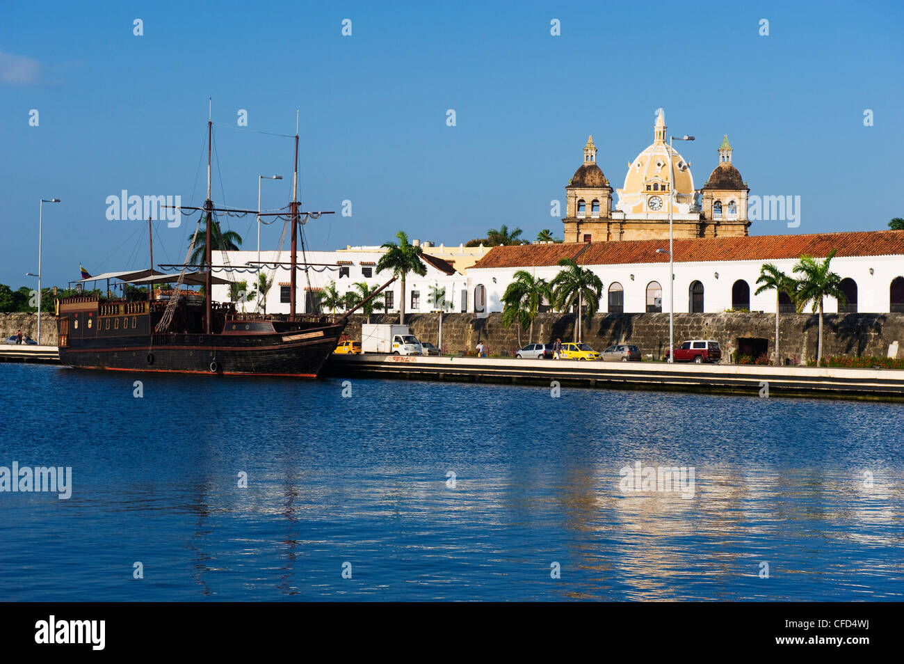 Harbour area, Old Town, UNESCO World Heritage Site, Cartagena, Colombia ...