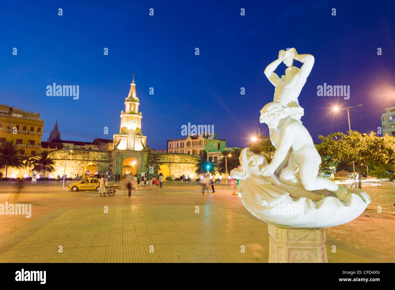 Cartagena colombia fountain architecture hi-res stock photography and ...