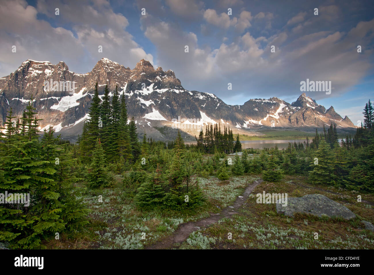 Early morning light on The Ramparts and Amethyst Lake, Tonquin Valley ...