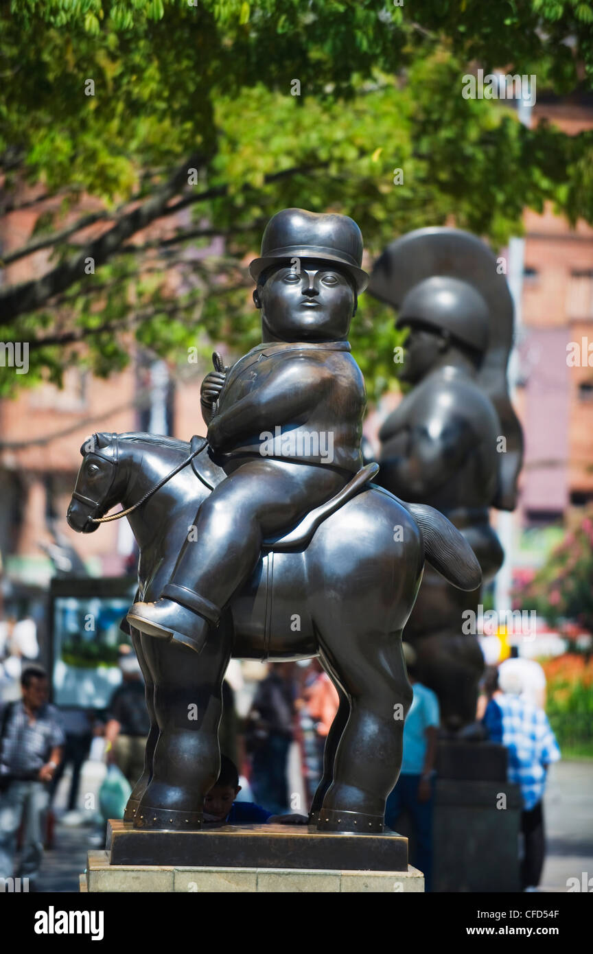 Sculptures by Fernando Botero, Plazoleta de las Esculturas, Medellin ...