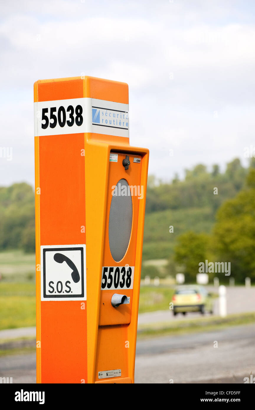Emergency telephone Road Sign France Stock Photo - Alamy