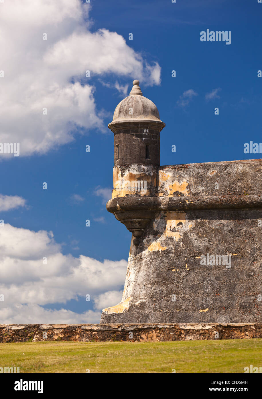 OLD SAN JUAN, PUERTO RICO - Sentry box on wall of Castillo San Felipe ...