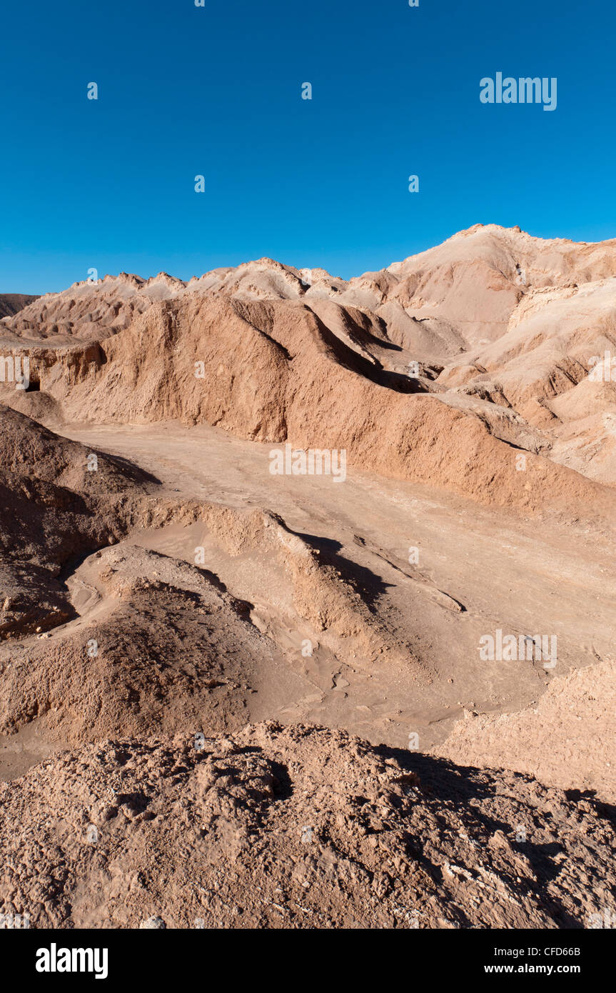 Valle de la Luna (Valley of the Moon), Atacama Desert, Chile, South America Stock Photo - Alamy
