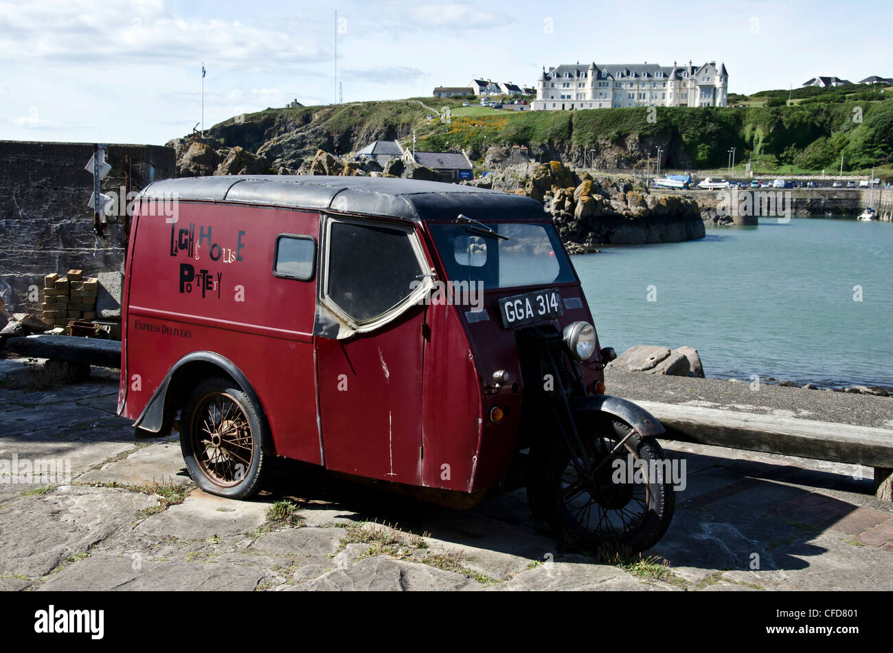 Three Wheeled Van Stock Photos & Three Wheeled Van Stock Images - Alamy