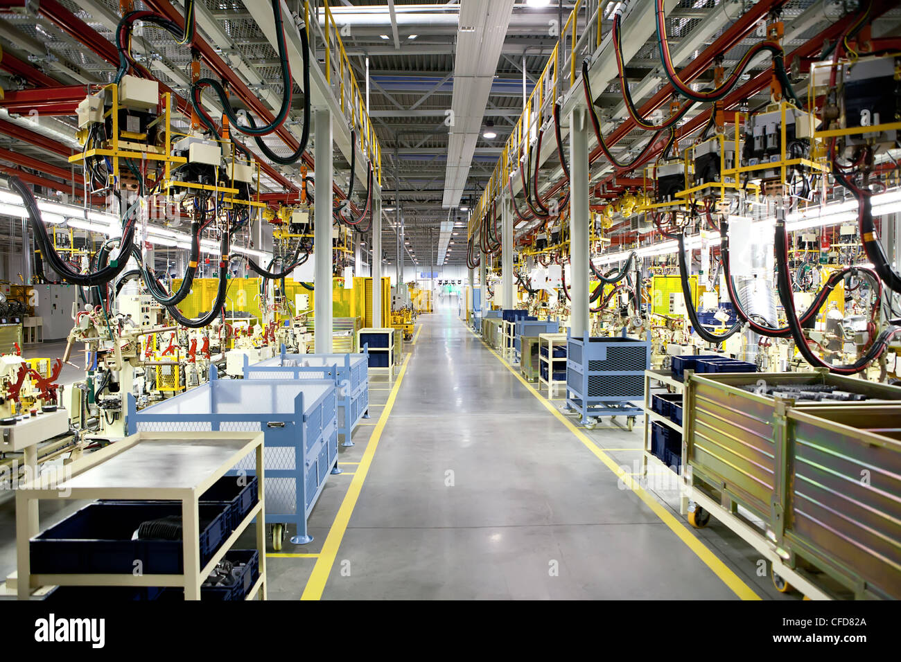 Modern robotics production lines in manufacturing shop Stock Photo - Alamy