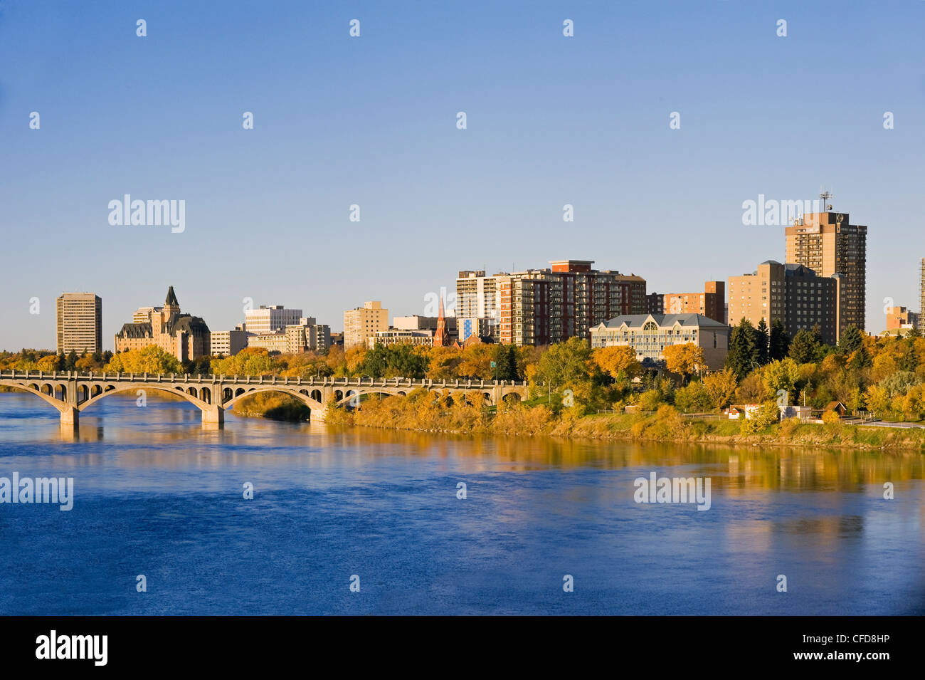 Saskatoon autumn colors hi-res stock photography and images - Alamy