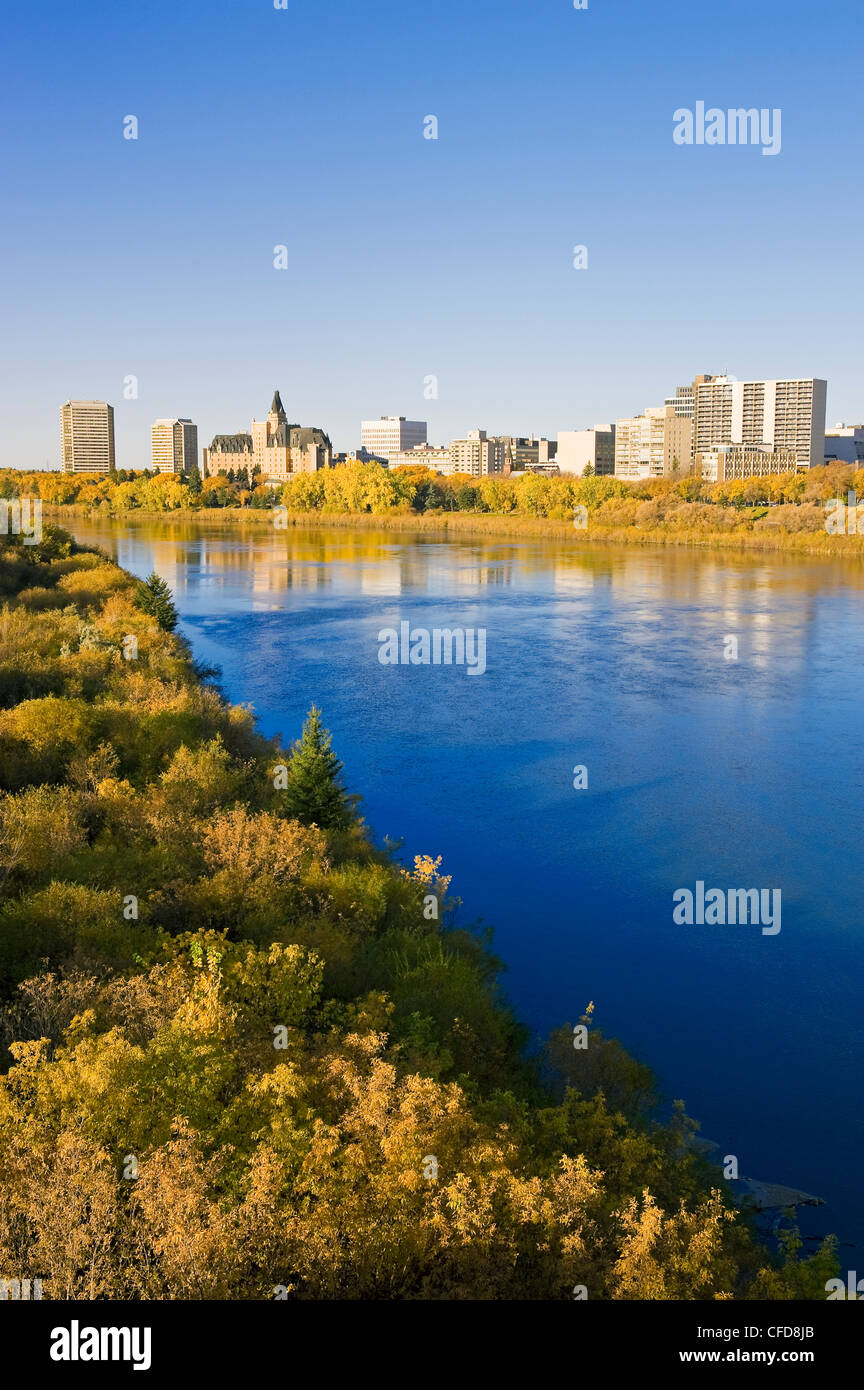 Saskatoon fall colours hi-res stock photography and images - Alamy
