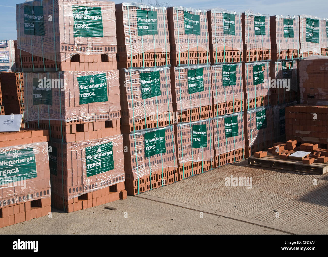 Engineering bricks hi-res stock photography and images - Alamy