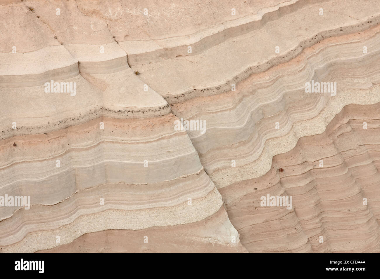Layered sandstone hi-res stock photography and images - Alamy