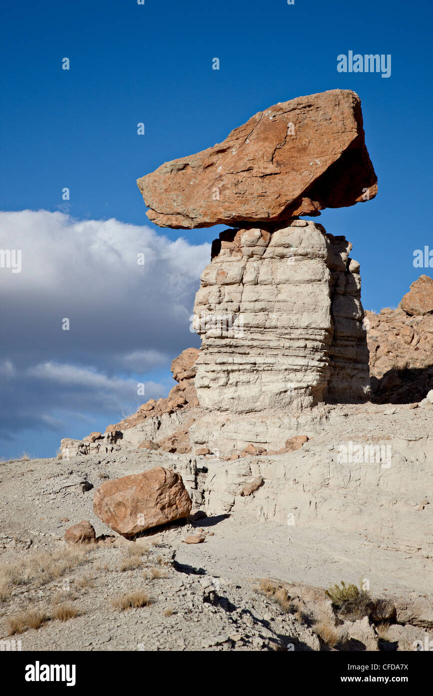 Balanced rock in Plaza Blanca Badlands (The Sierra Negra Badlands), New ...