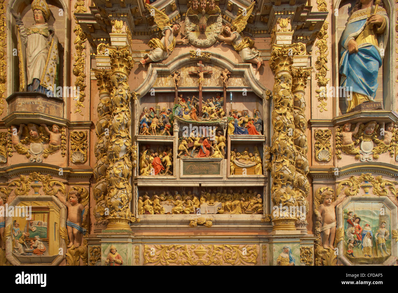 Side altar hi-res stock photography and images - Alamy