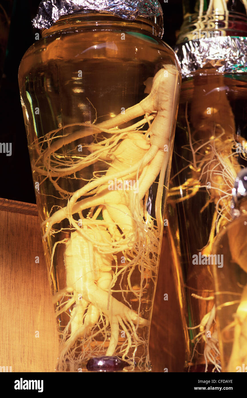 Ginseng store hi-res stock photography and images - Alamy