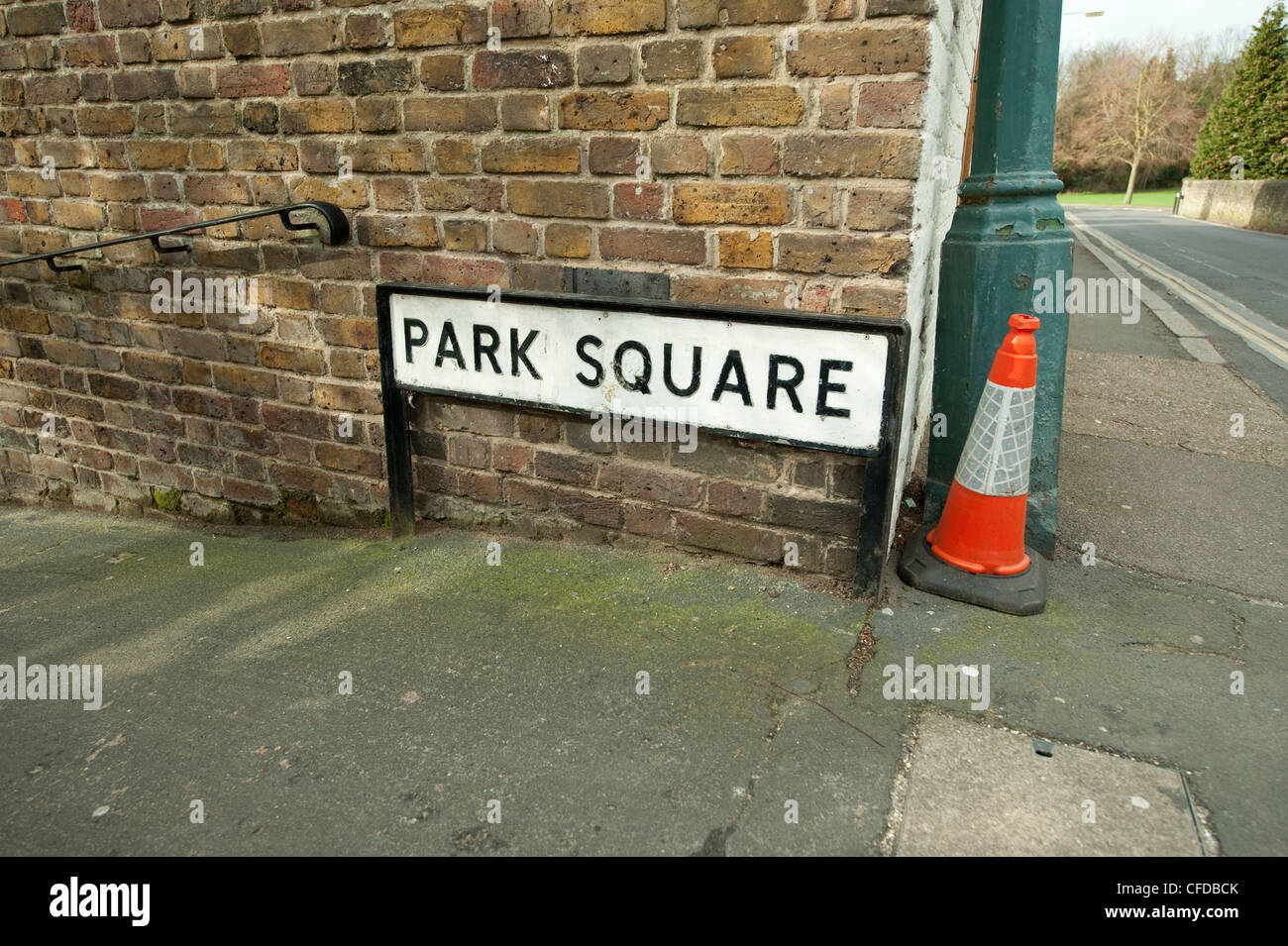 Park Square street sign in Esher, Surrey Stock Photo - Alamy